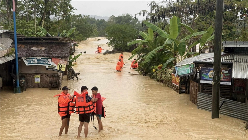 Marcos vows to arrest suspects behind fraudulent flood projects as ...