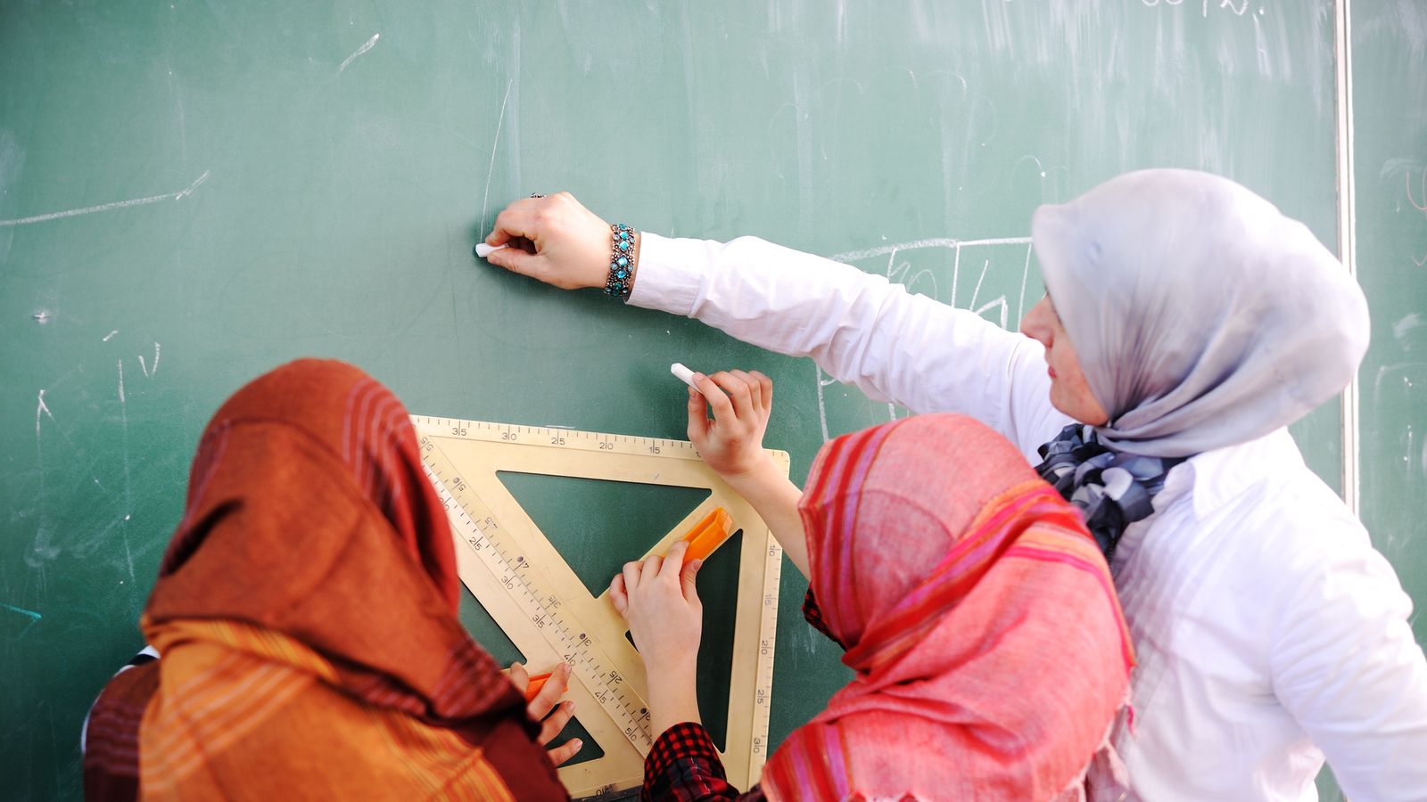 Austria’s largest party calls for full headscarf ban in schools