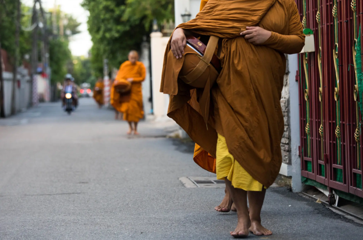 Seven monks killed in railway track trolley tragedy at Na Uyana ...
