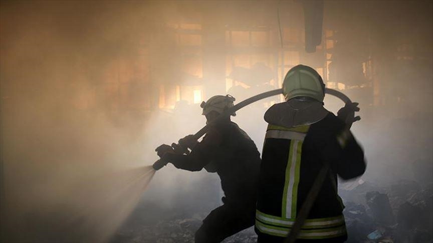 6 killed in firecracker factory fire in southern India